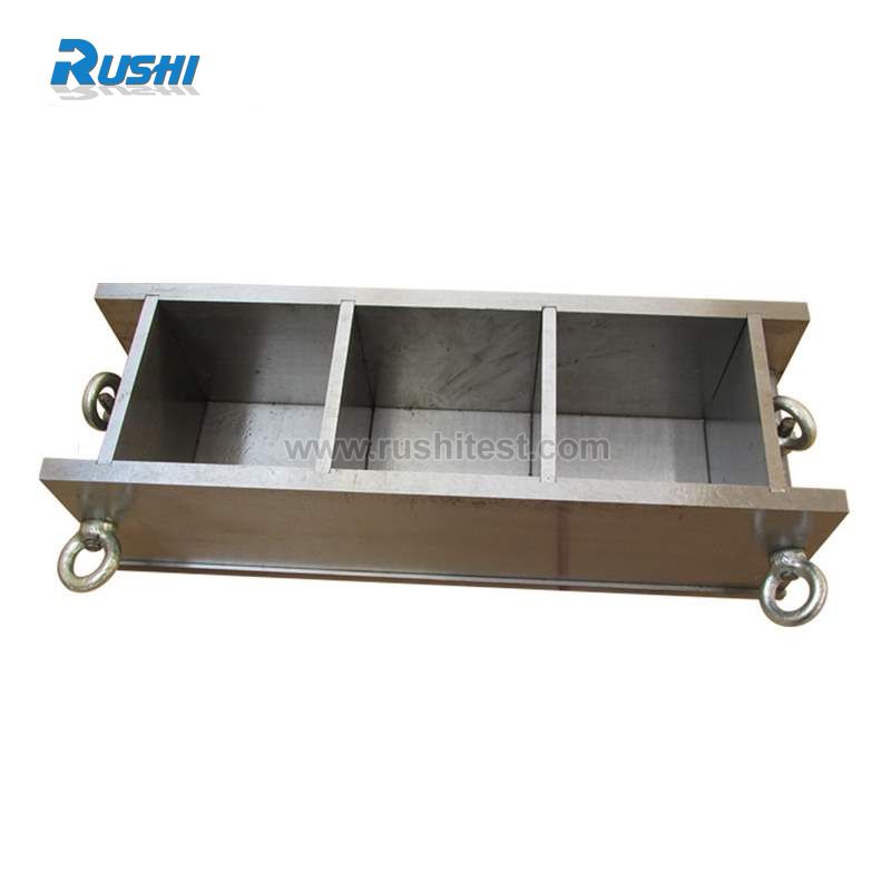 50 mm three gang cube mould