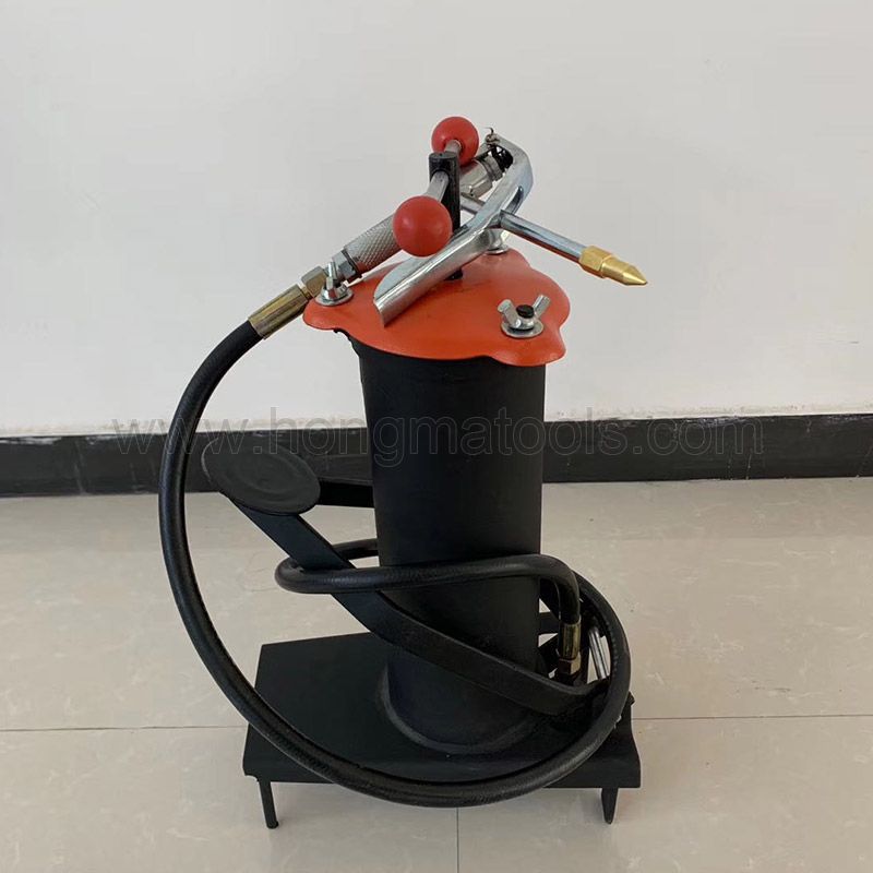 treadle type grease injector pump