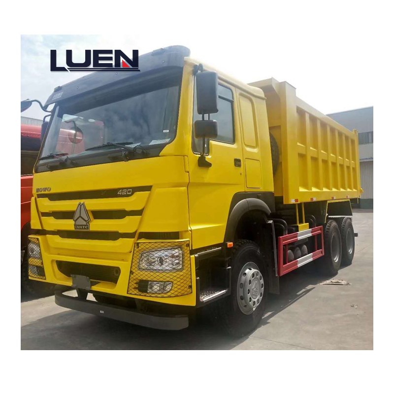 Both belong to the five-axle cargo transport vehicle, 6*4+2 and 4*2+3 ...