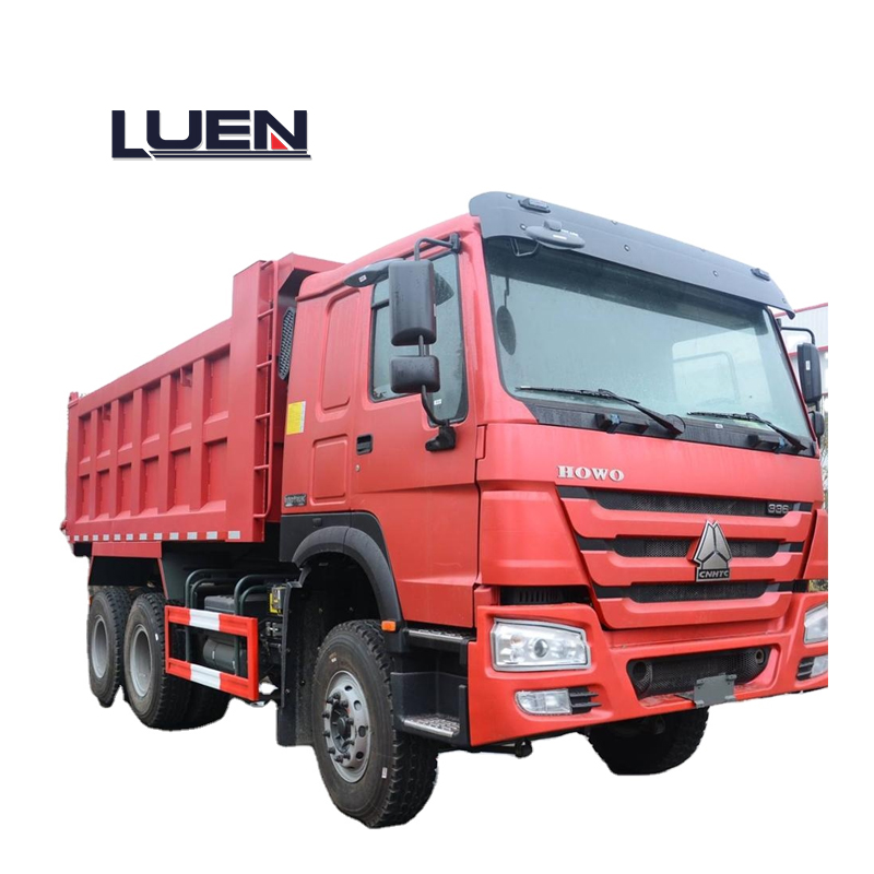 A new choice for three-axle vehicles! 330 HP Howo MAX with AMT