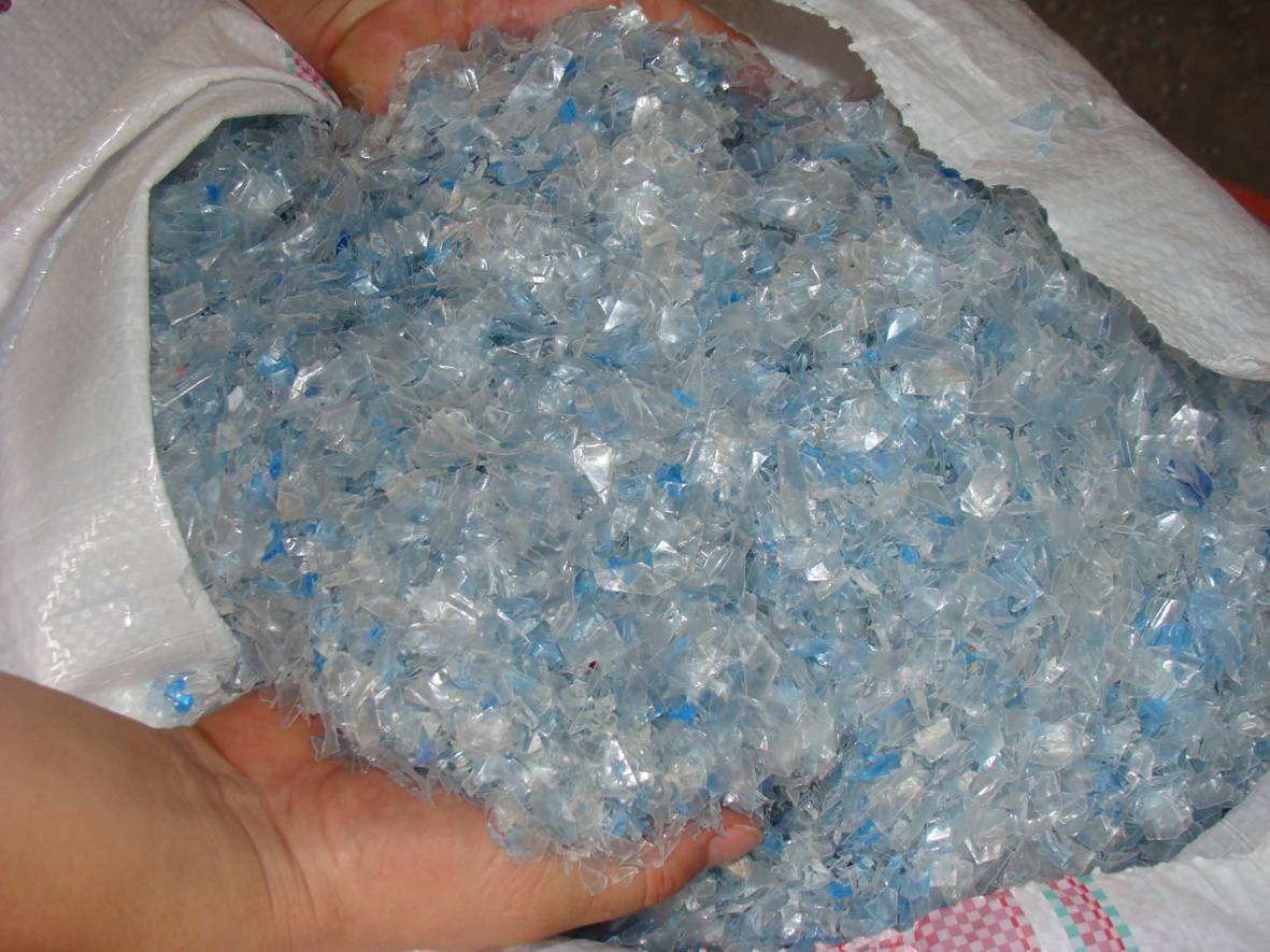 PET bottle flakes recycling process
