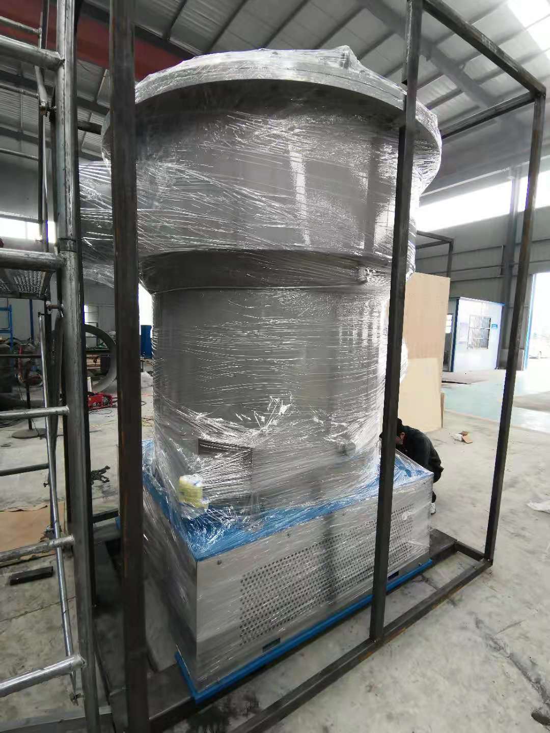 Screens shipment