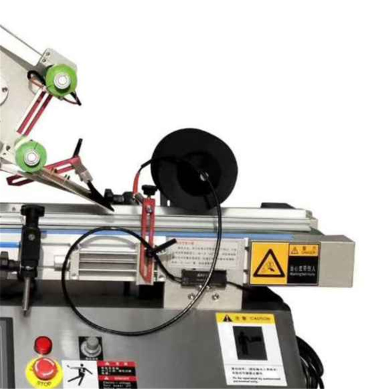 AZONE MACHINERY--Factory for Tabletop fully auto top labeling machine