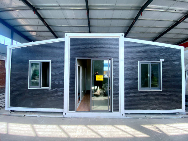XH Modern Expandable Container House - Customizable Living Solution for ...