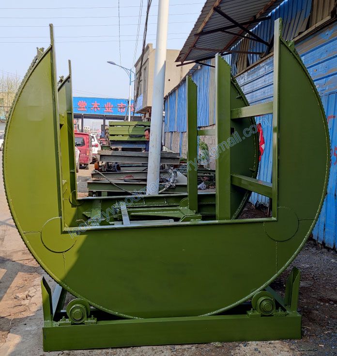 Plywood board overturning machine
