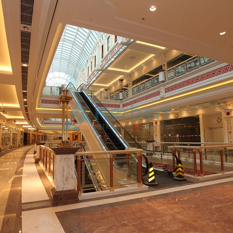 What Are the Benefits of Building Shopping Mall Skylight