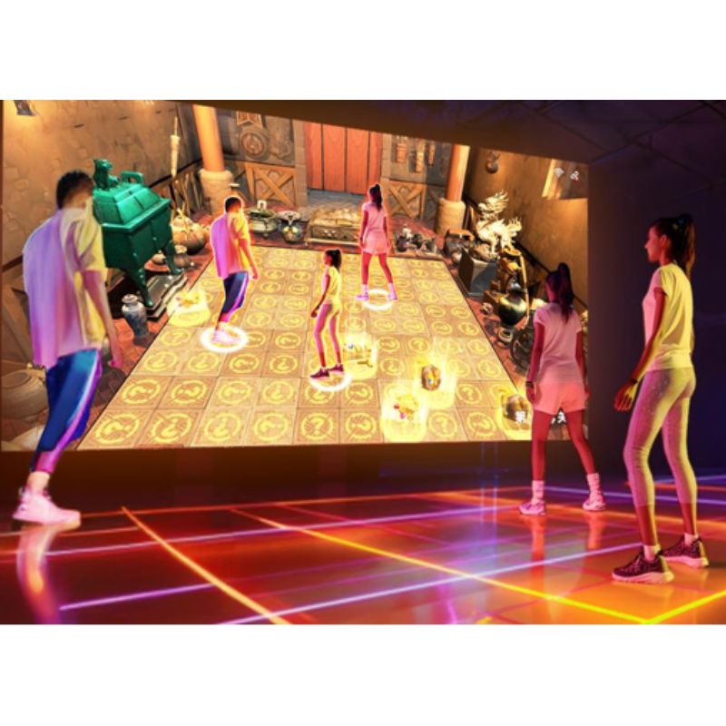 Magic Arena Immersive Mupliplayer MR Gaming Space