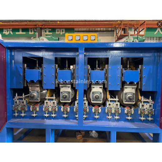 Scotch Brite Grinding Machine