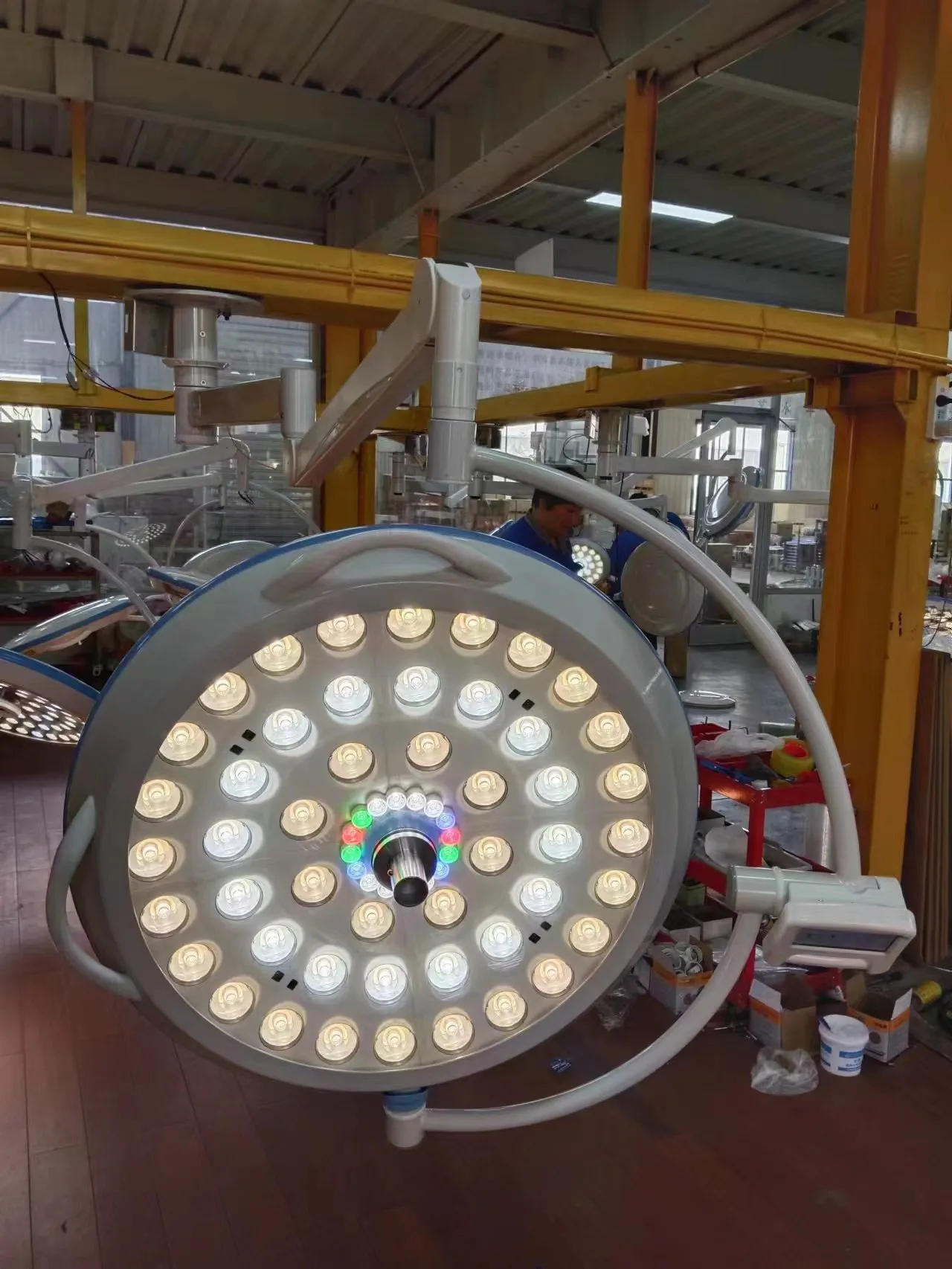 surgical light,operating room lights,surgical lamp