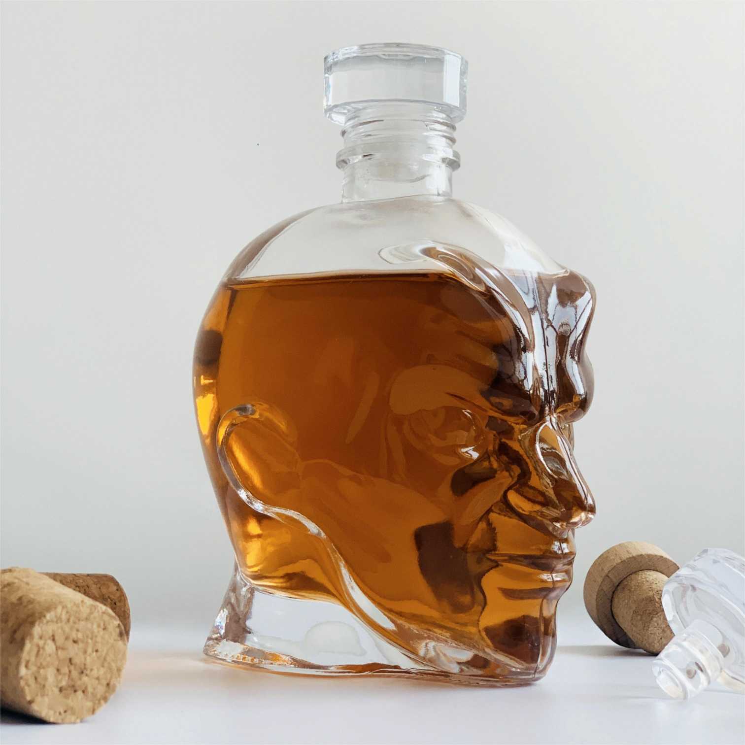 Exquisite Crystal Head Vodka Bottle:clear unique design bottle