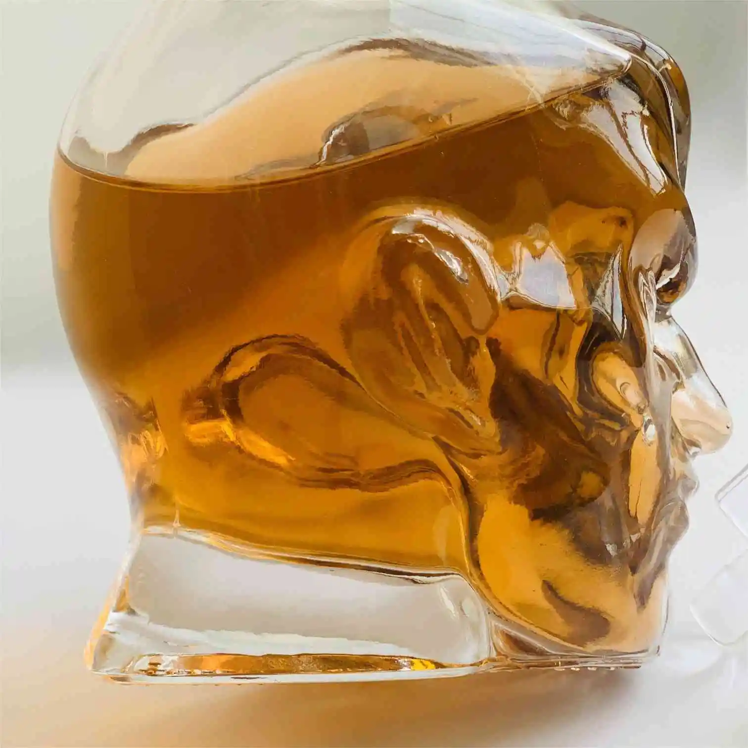 Exquisite Crystal Head Vodka Bottle:clear unique design bottle