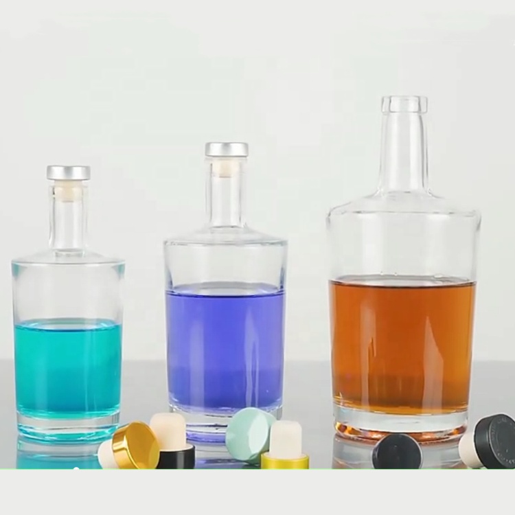 750ml Empty Round Flat Shoulder Alcohol Glass Bottle