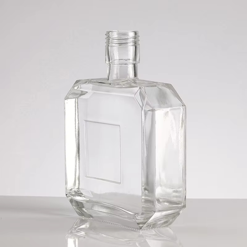 Buy empty transparent square bottle at a special price