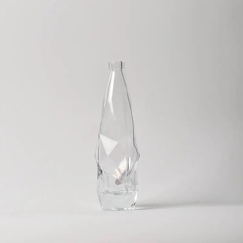 Diamond Surface Glass Bottle with Lid
