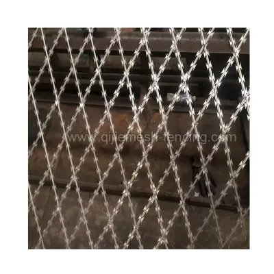 Welded razor wire mesh fence factory