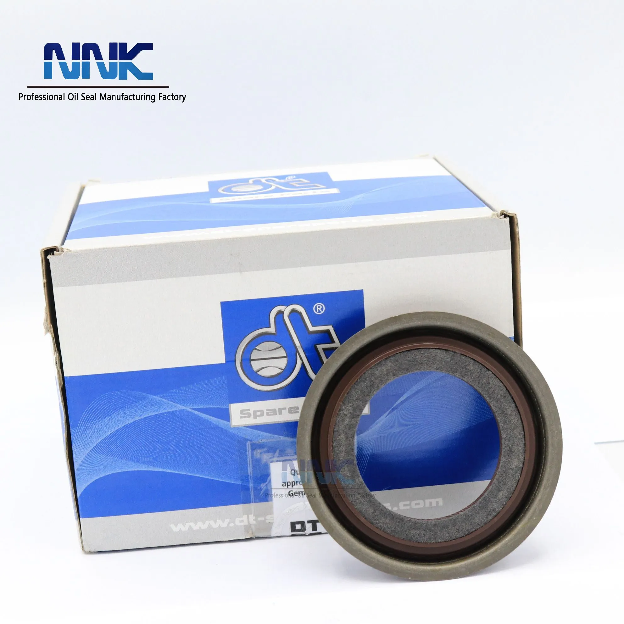 Shaft Oil Seal OEM 20483426 7420483426 Gearbox Oil Seal For Volvo