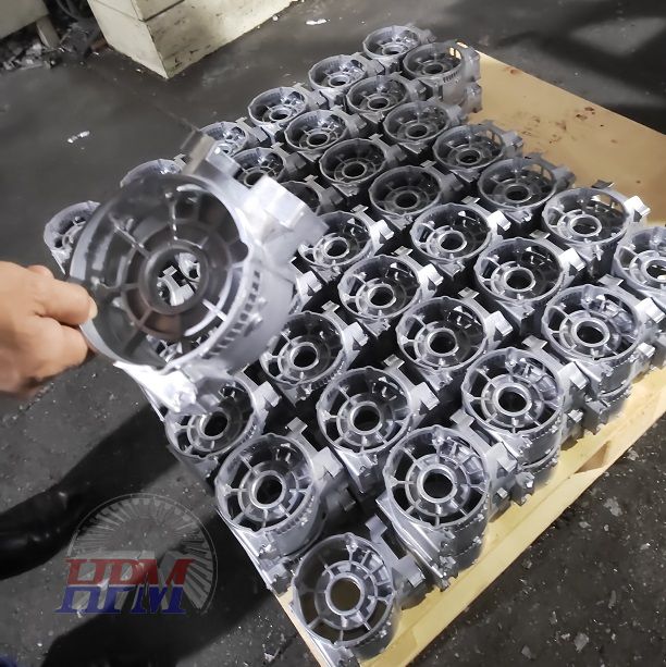 Custom Die-Cast Motor Covers | CNC Machining & Protective Finishes
