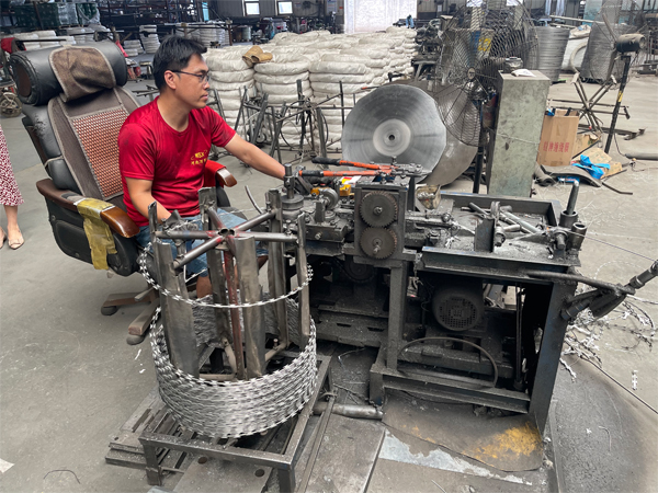 Razor Barbed Wire Creates a Unique Protective Effect