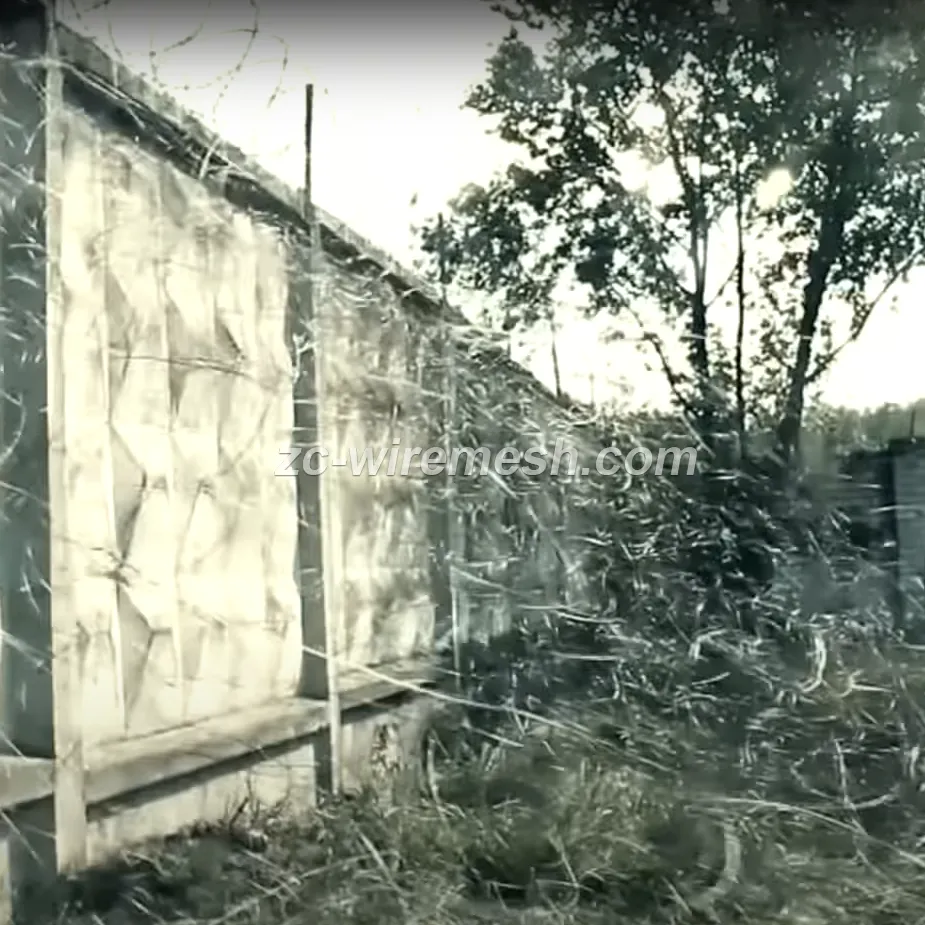 Low Visibility Barrier