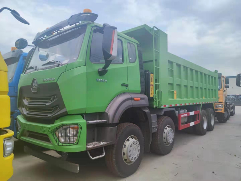 Camion benne SINOTRUK HOWO E7 371hp