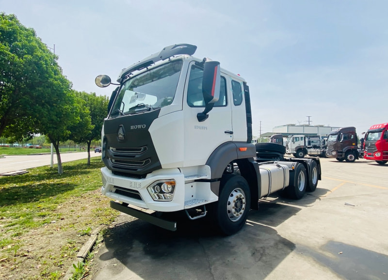 Camión tractor HOWO E7 371hp 6x4