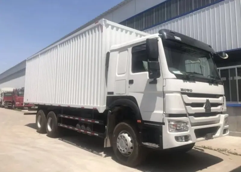 HOWO Van Truck SINOTRUK 6x4 Model