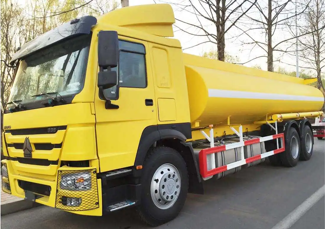 HOWO Fuel Tanker Truck 25m3