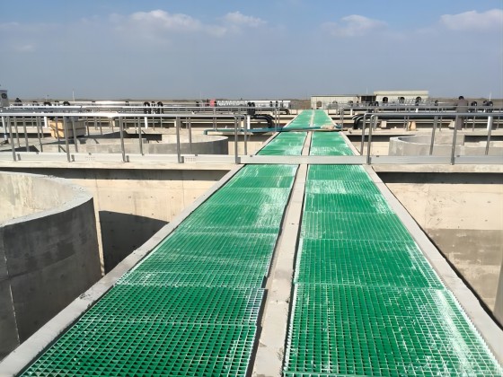 Grating Cover, Tank Coupon