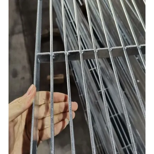 Welding Hot Dip Galvanized Grating