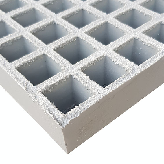 Fiberglass grating with gritted surface