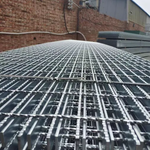 Welding Hot Dip Galvanized Grating