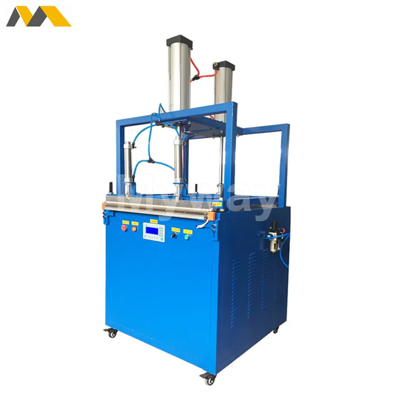 Vacuum pillow compress packing machine