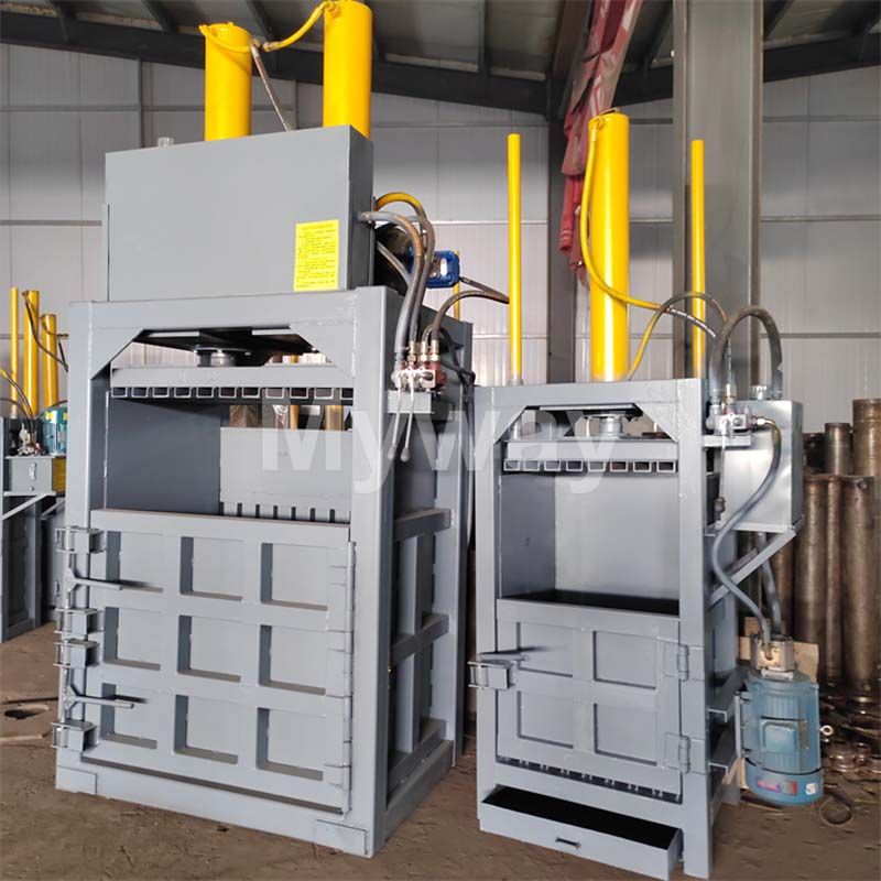 Vertical Baling Machine