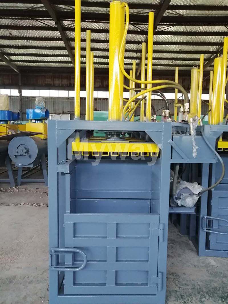 Vertical Cardboard Baling Machines