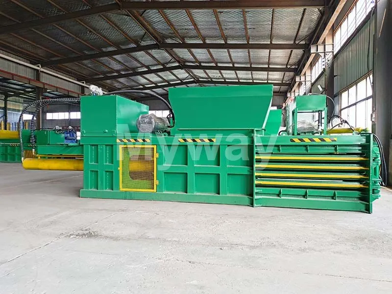 horizontal baling machine
