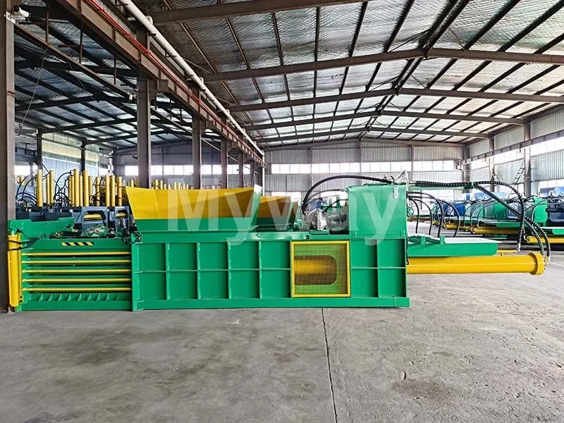 horizontal hydraulic baler machine