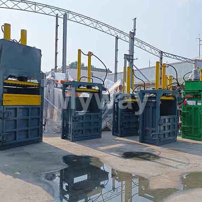 Vertical Baling Machine for Recycling Plants