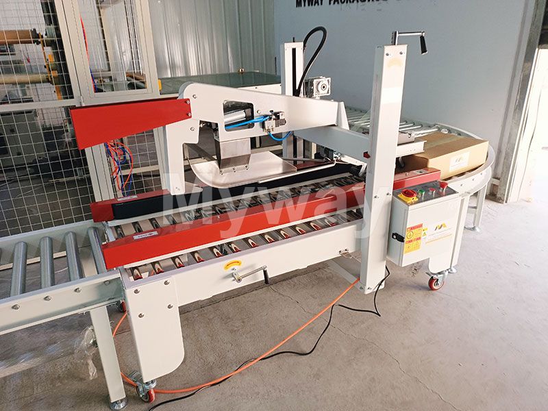 Automatic Box Sealer Machine