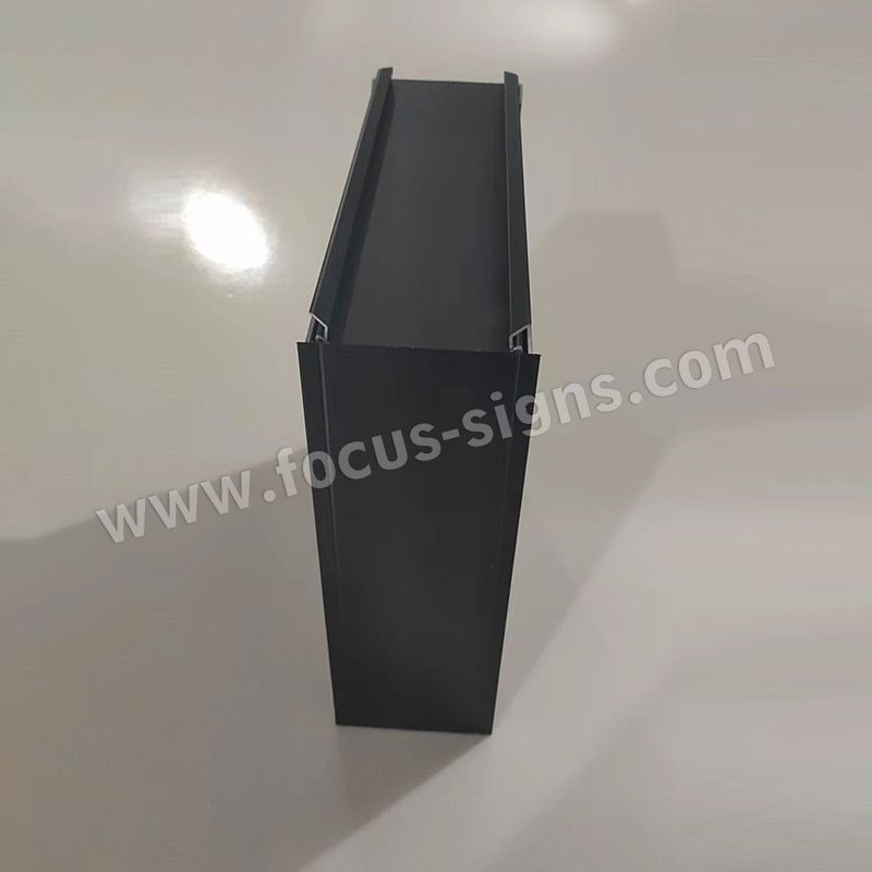 Hanging Led Illuminated Shopping Mall Direction Signage Metro Station Signs