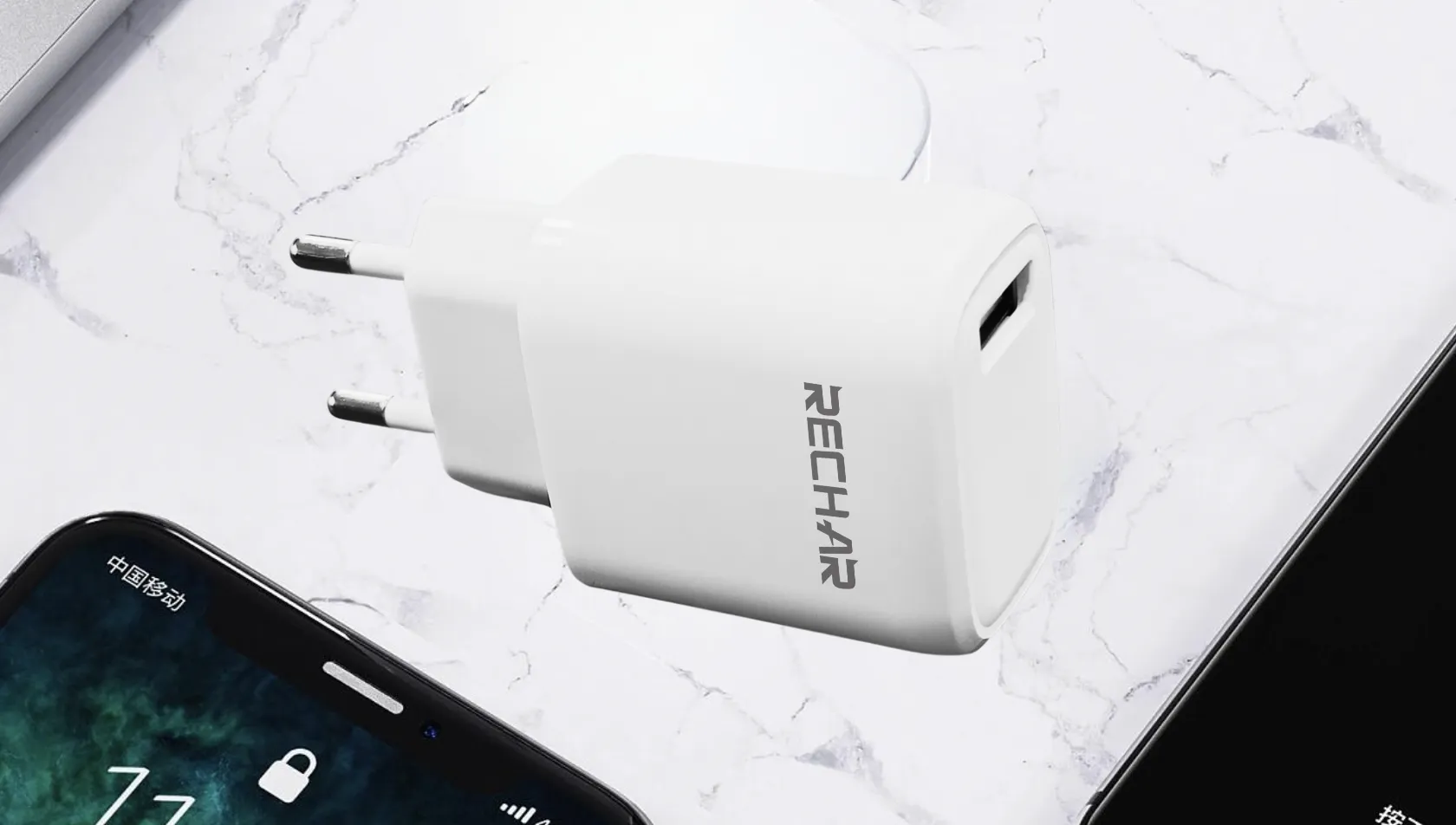 18W Fast Travel USB-A Charger with Quick Charge 3.0