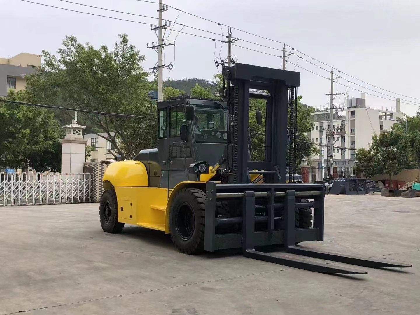 20 ton diesel forklift