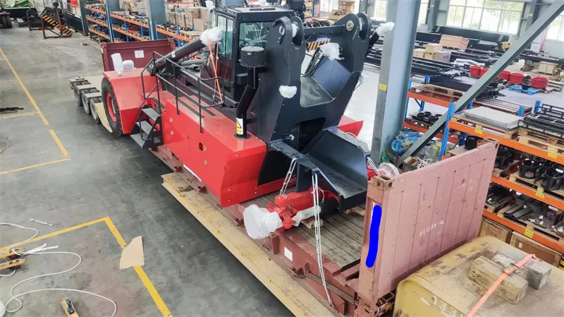 45 Ton Reach Stacker Containe