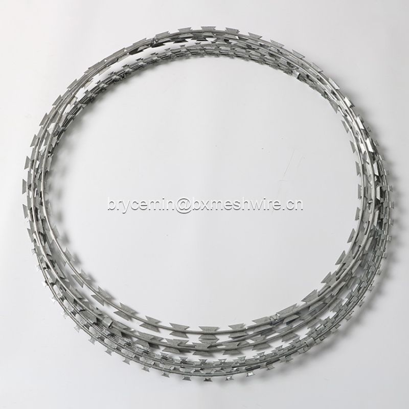 coil razor blade fencing wire