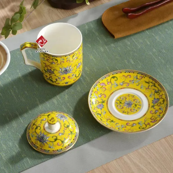 Bone china Chinese tea cup with lid