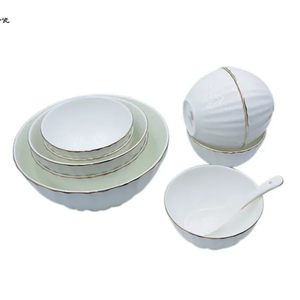 Bone china dinner set with gold rim