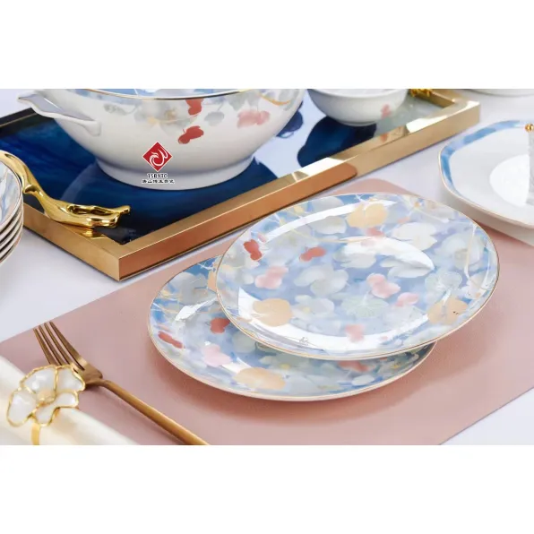 52PCS BONE CHINA DINNER SEt
