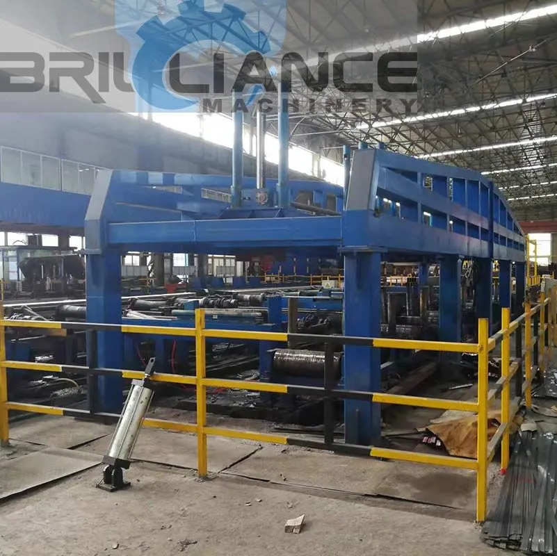 Automatic packing machine for steel pipe