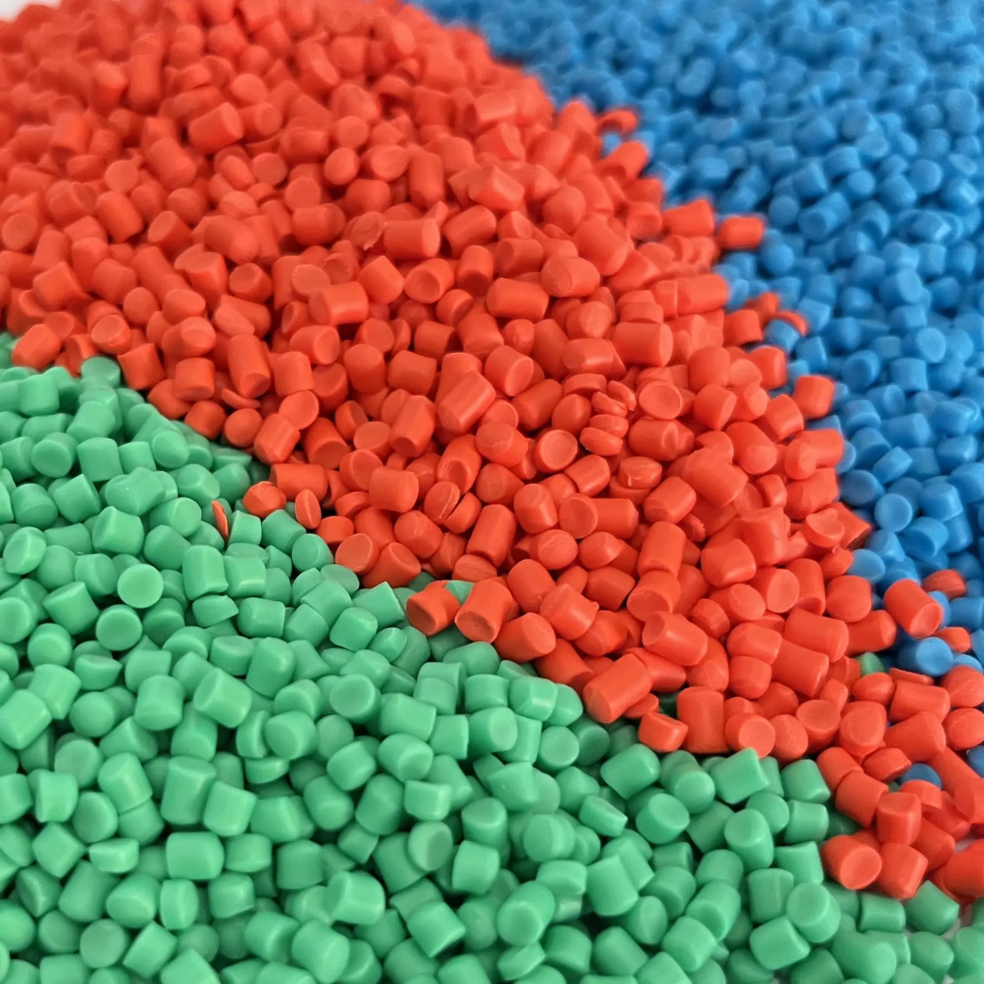 Selecting the Right XLPO Compound for Your Application: Factors to Consider