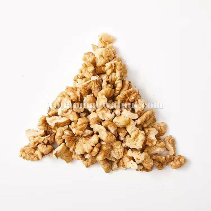 Pieces Walnut Kernels