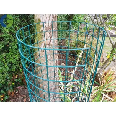 Tree Guard, Welded mesh tree guard